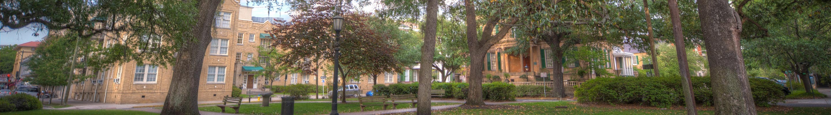 Oglethorpe Square in Savannah Georgia | Visiting Oglethorpe Square